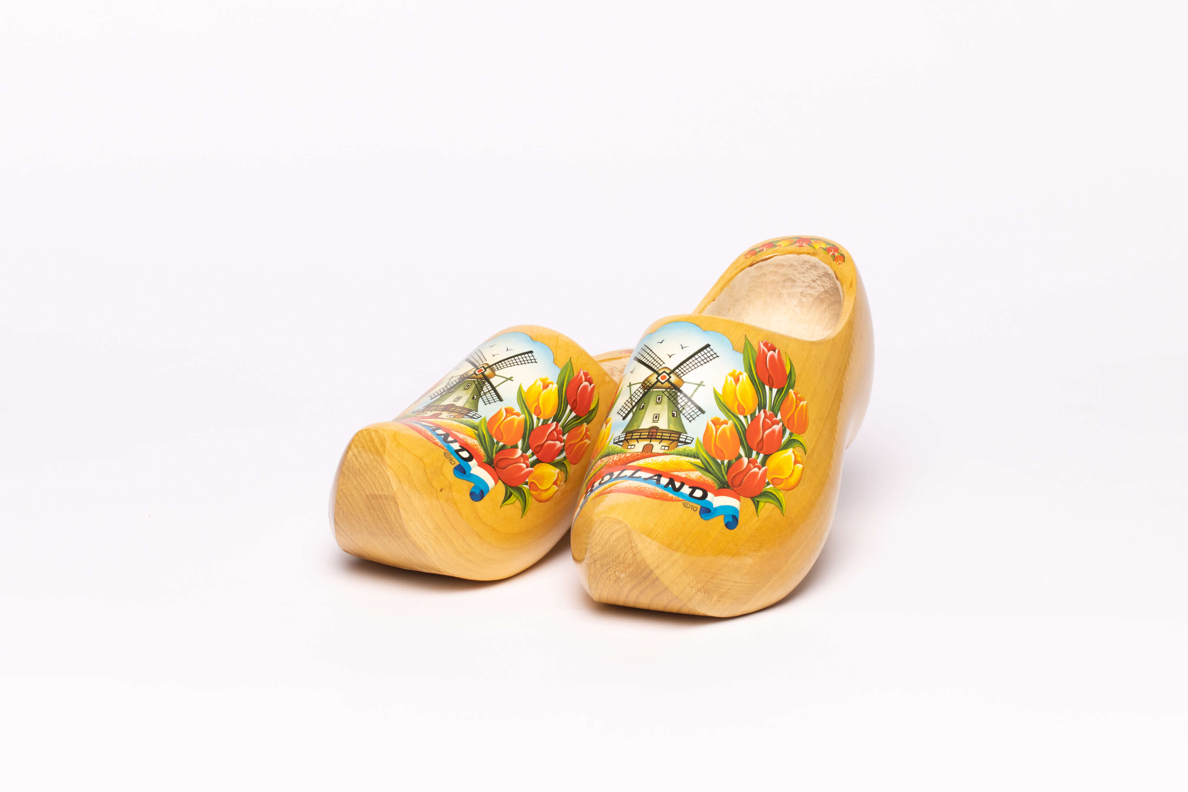 Handmade Dutch klompen - Taoyuan City Diplomacy Collection